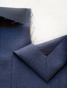How To sew: Tailored jacket sleeve vents – pattern scissors cloth