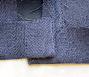 How To sew: Tailored jacket sleeve vents – pattern scissors cloth