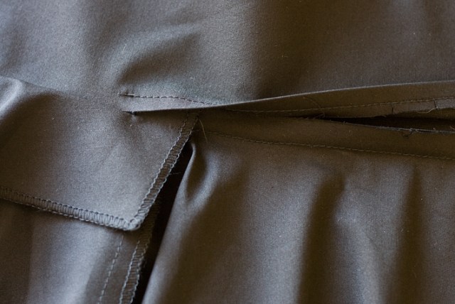 tricks of the trade: convertible collars – pattern scissors cloth