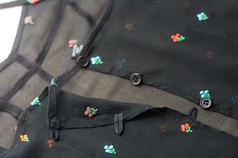 More on rouleau loops, and some loopy inspiration… – pattern scissors cloth