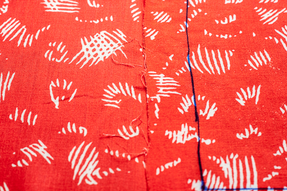 Pre-washing Fabric: Is it Really Necessary? – pattern scissors cloth