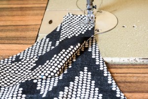 Tricks of the Trade: Invisible Binding – pattern scissors cloth